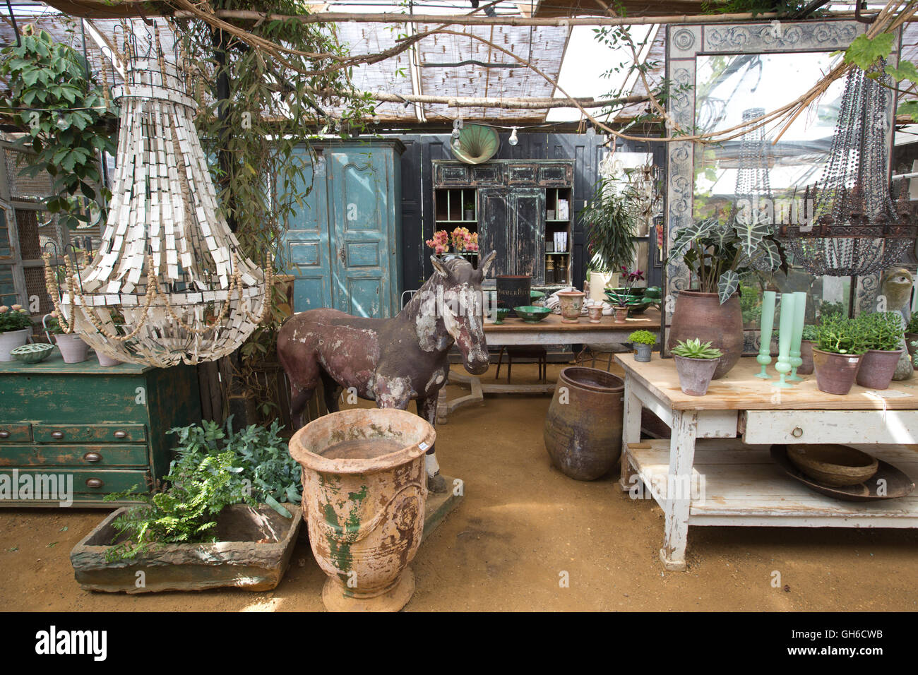 Petersham Nurseries, Richmond Upon Thames, greenhouses selling chic ...