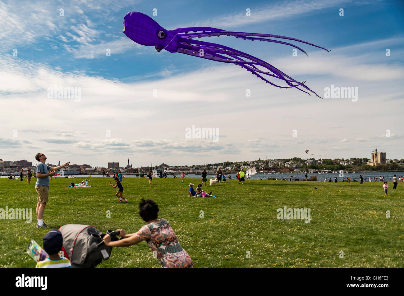 Kite park playground hi-res stock photography and images - Alamy