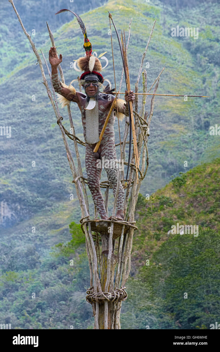 Chief Yali in action - other two Stock Photo - Alamy