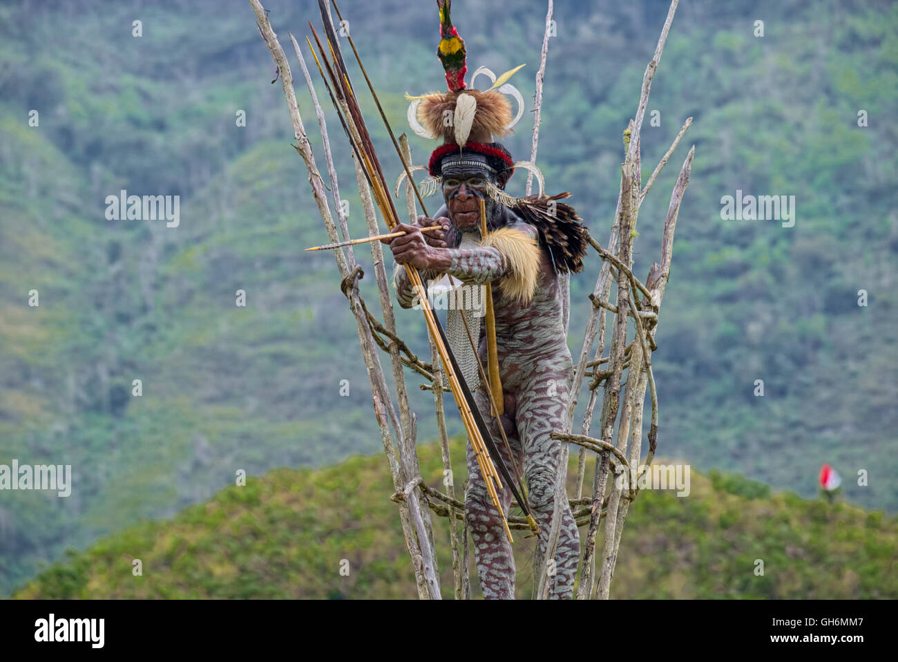 Chief Yali in action Stock Photo - Alamy