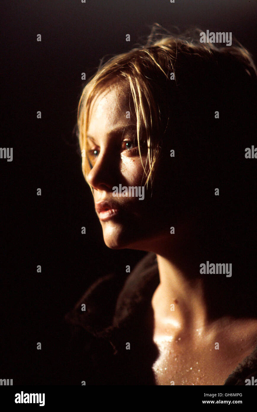 THE CALLING / USA 2000 / Richard Caesar Szene mit Kristie St.Clair ...