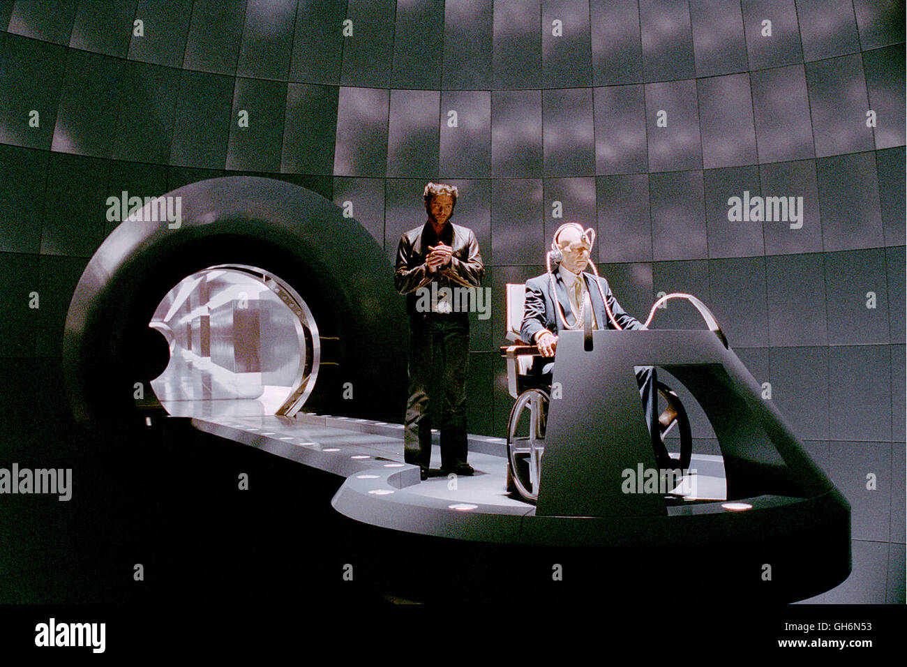 X - MEN 2 / X-Men 2 USA 2003 / Bryan Singer Logan Wolverine (HUGH ...