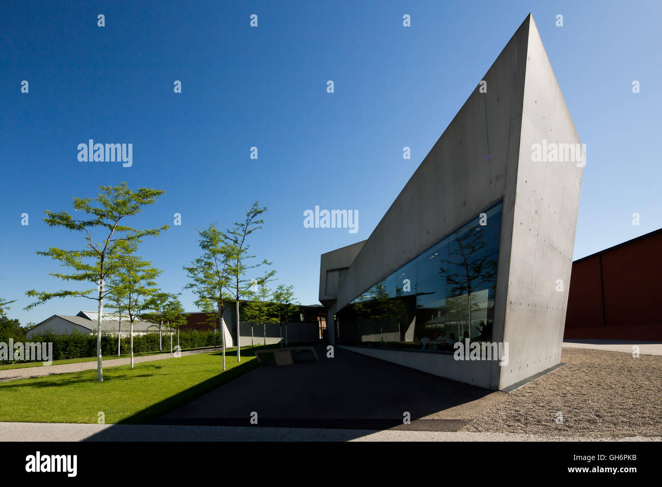 Fire Station by architect Zaha Hadid. Vitra Campus, Weil am Rhein ...