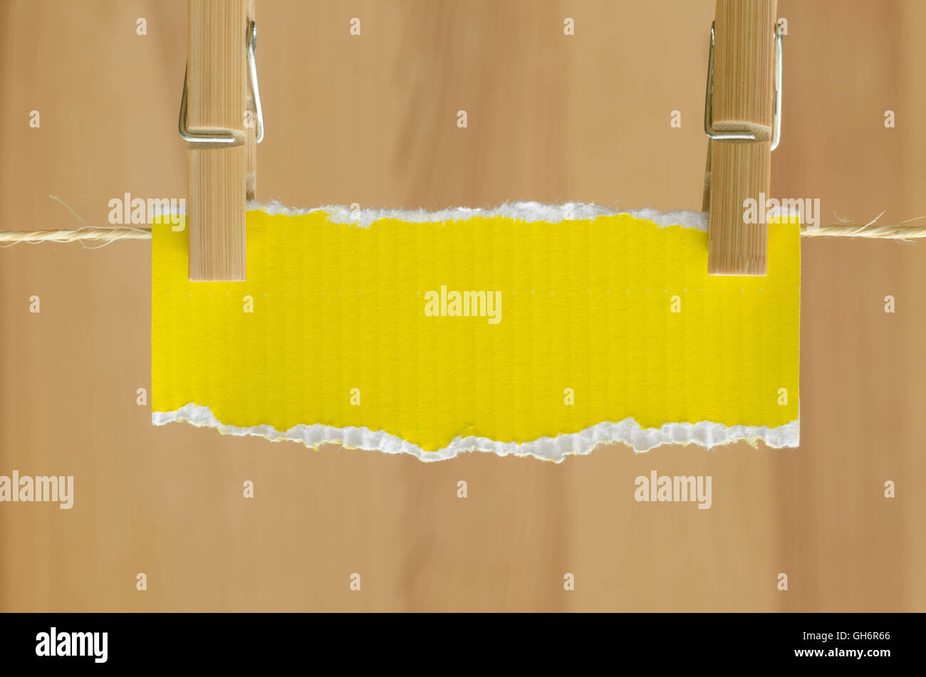 Yellow Peg Stock Photos & Yellow Peg Stock Images - Alamy