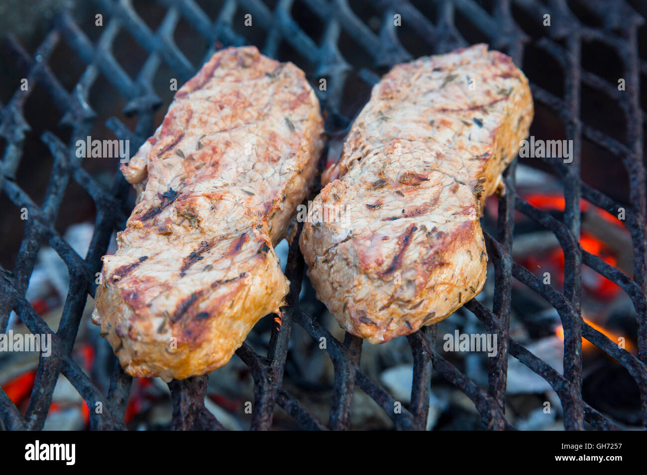 Barbecue bbq glow flame fire hi-res stock photography and images - Alamy