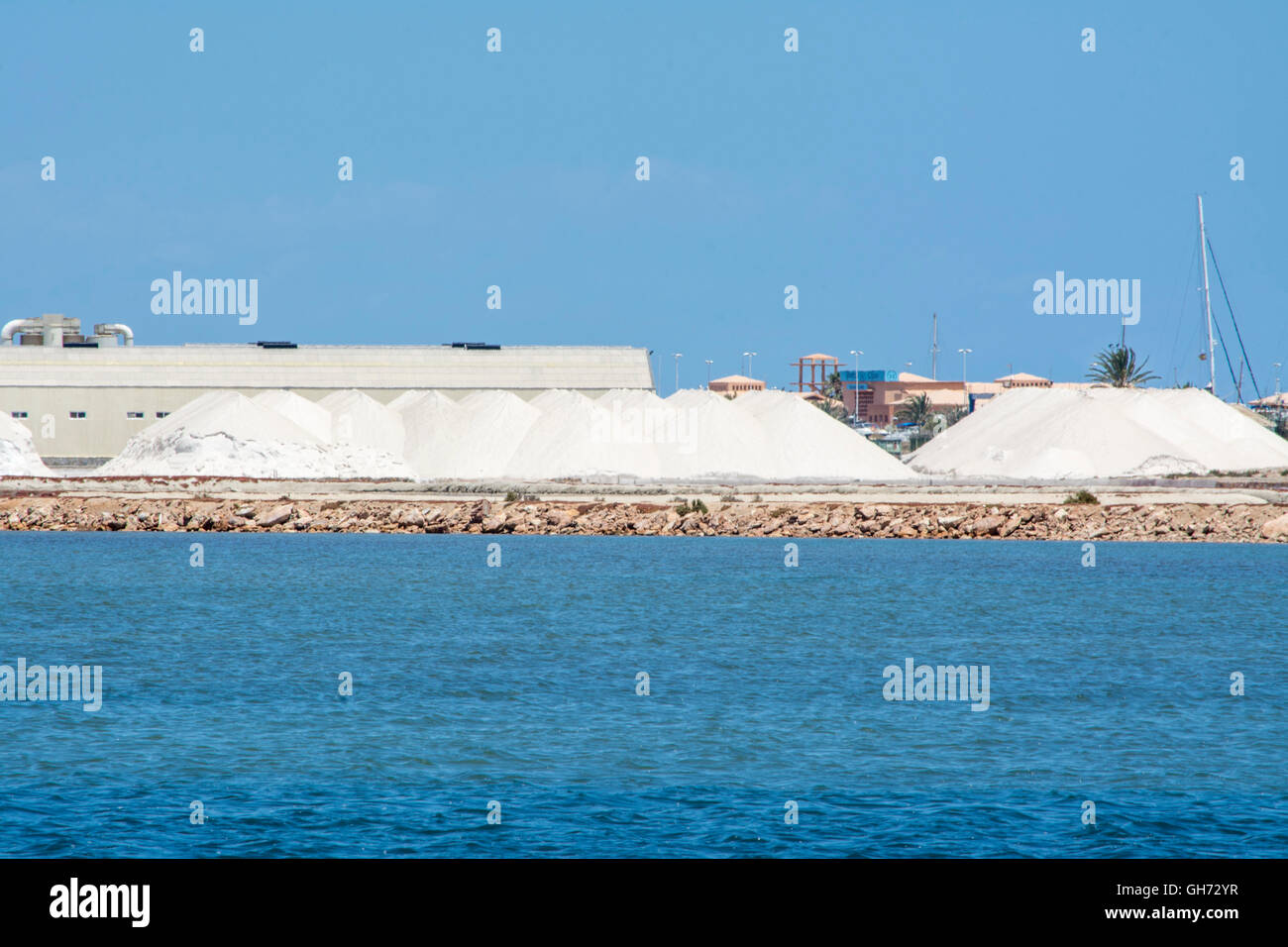 Salt piles from the salt lagoons in Murcia dry in the sunshine, Lo ...