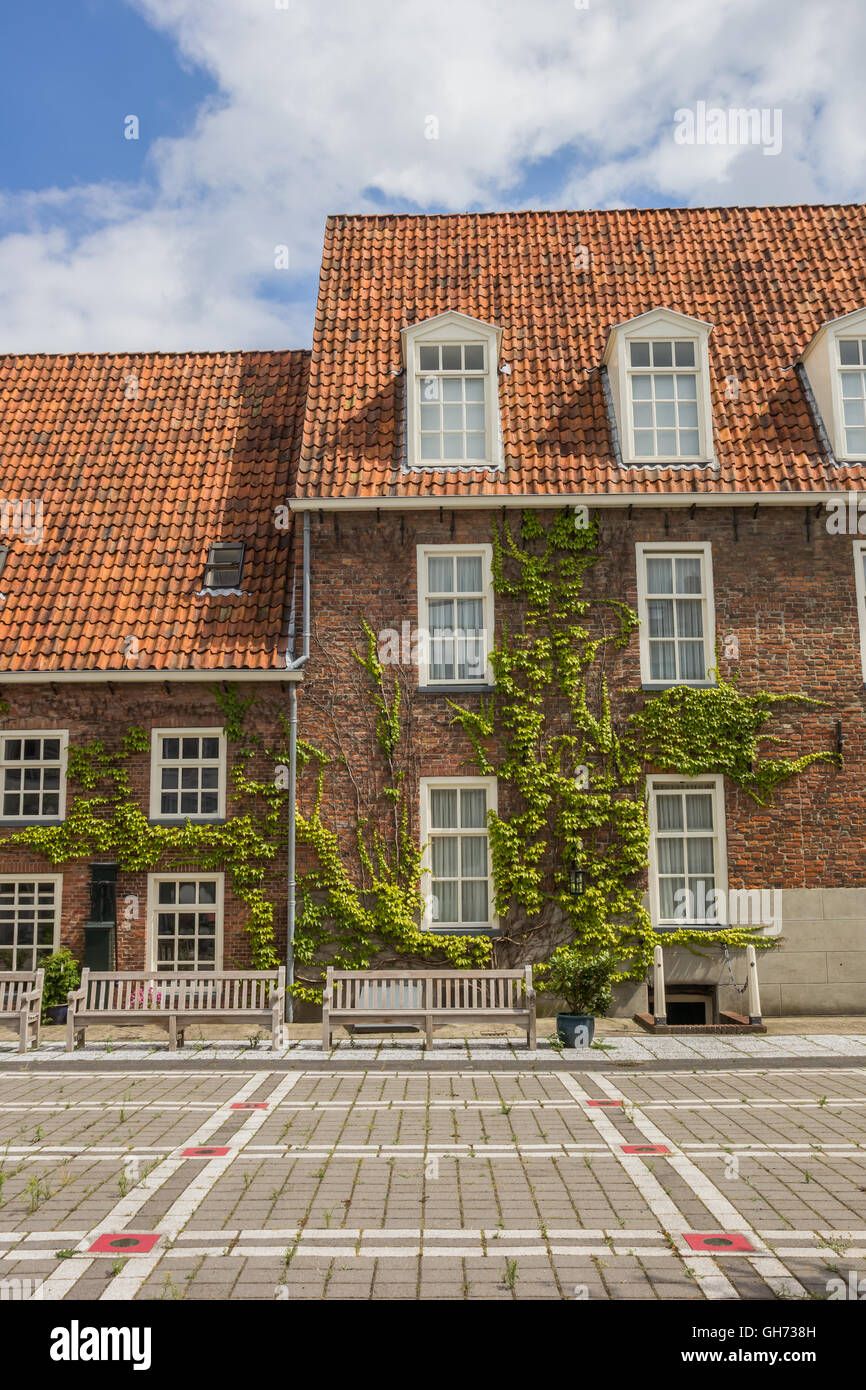 Orphanage building hi-res stock photography and images - Alamy