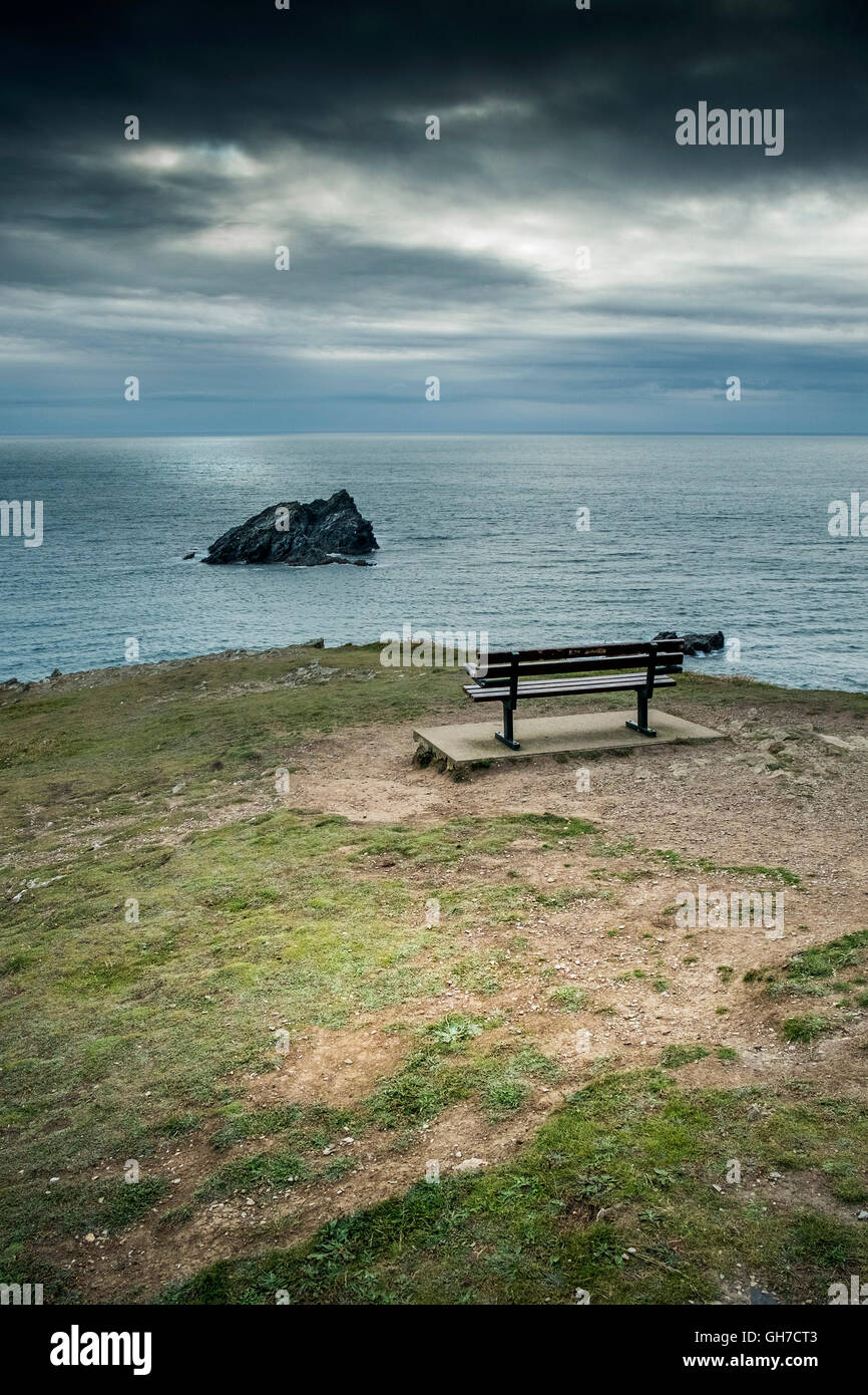 Gull rock pentire headland newquay hi-res stock photography and images ...