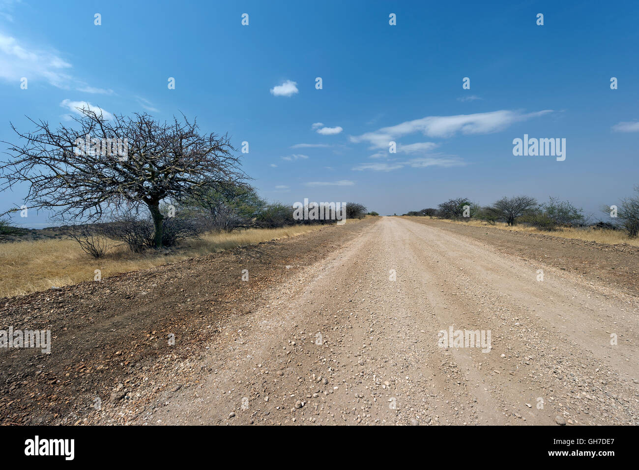 Unsurfaced roads hi-res stock photography and images - Alamy