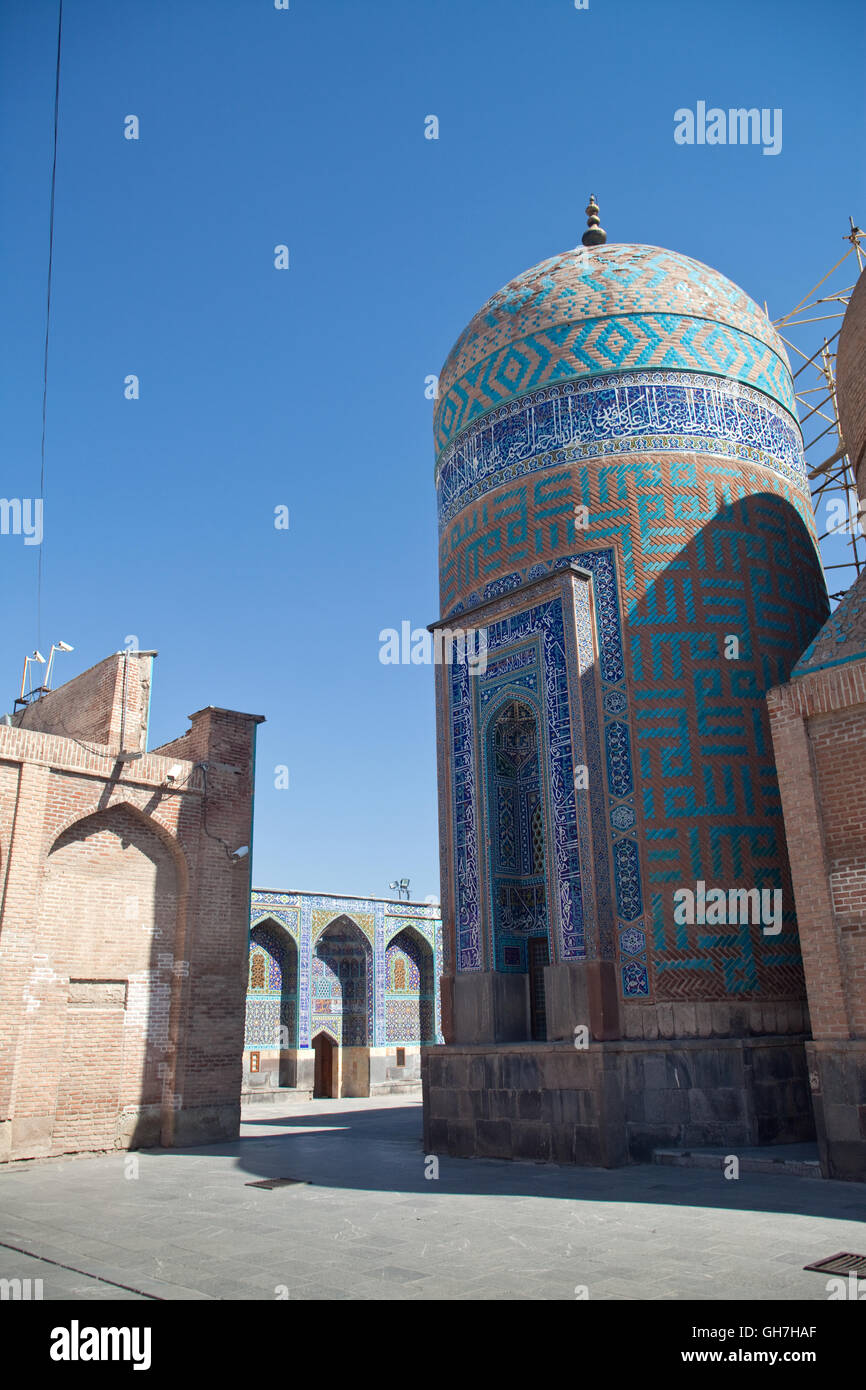 Holy shrine hi-res stock photography and images - Alamy
