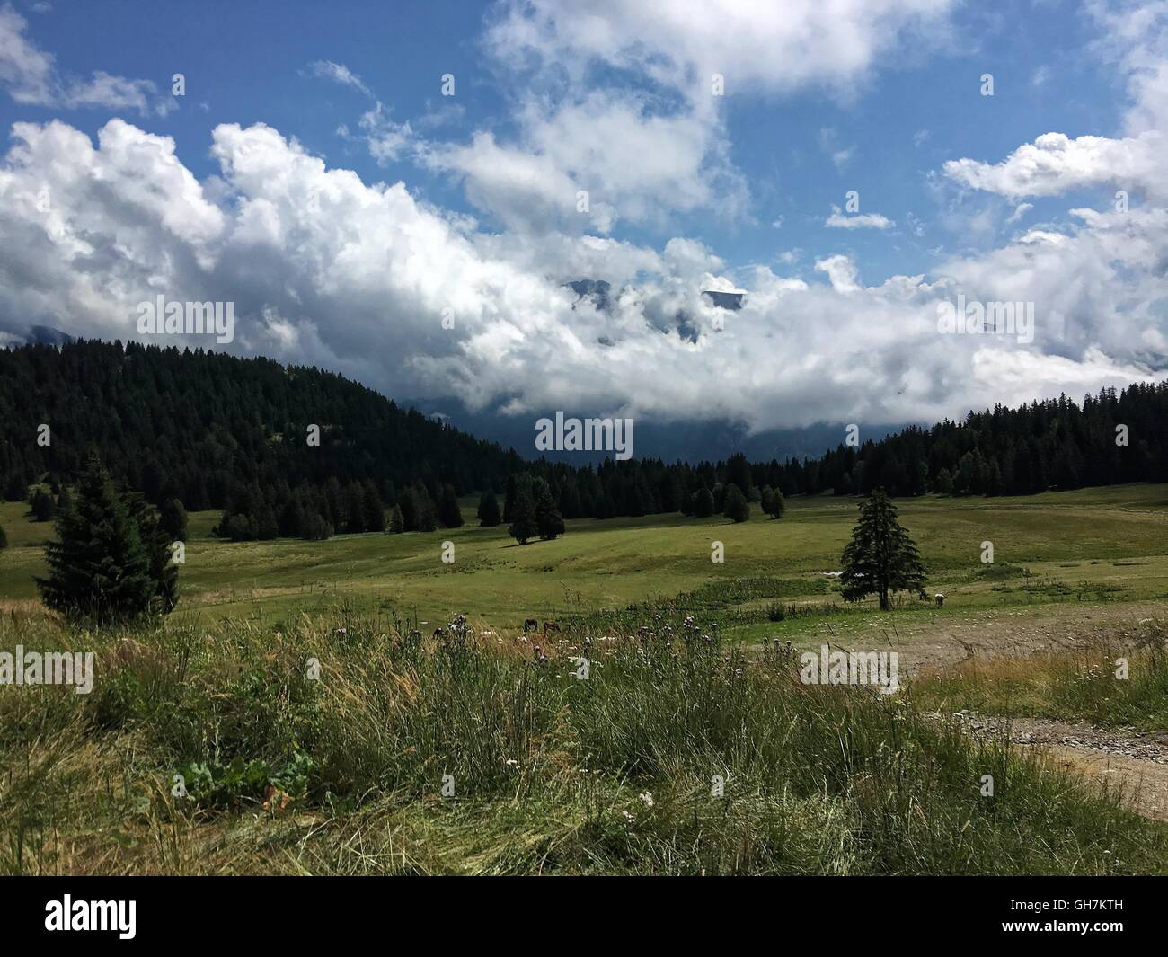 Achard in the belledonne mountains hi-res stock photography and images ...