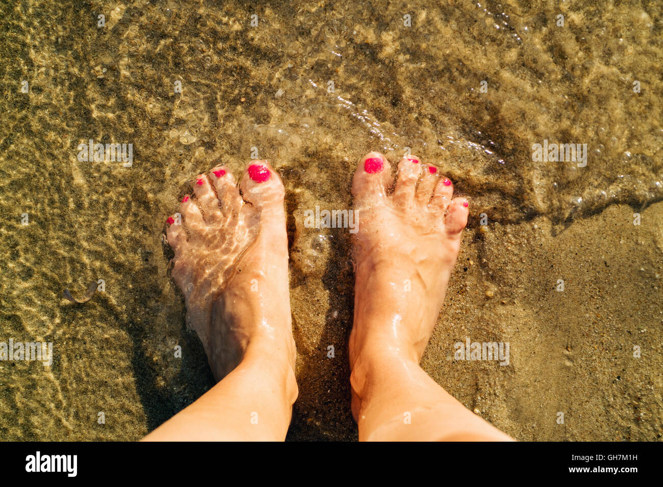 Feet up relax sea hi-res stock photography and images - Alamy