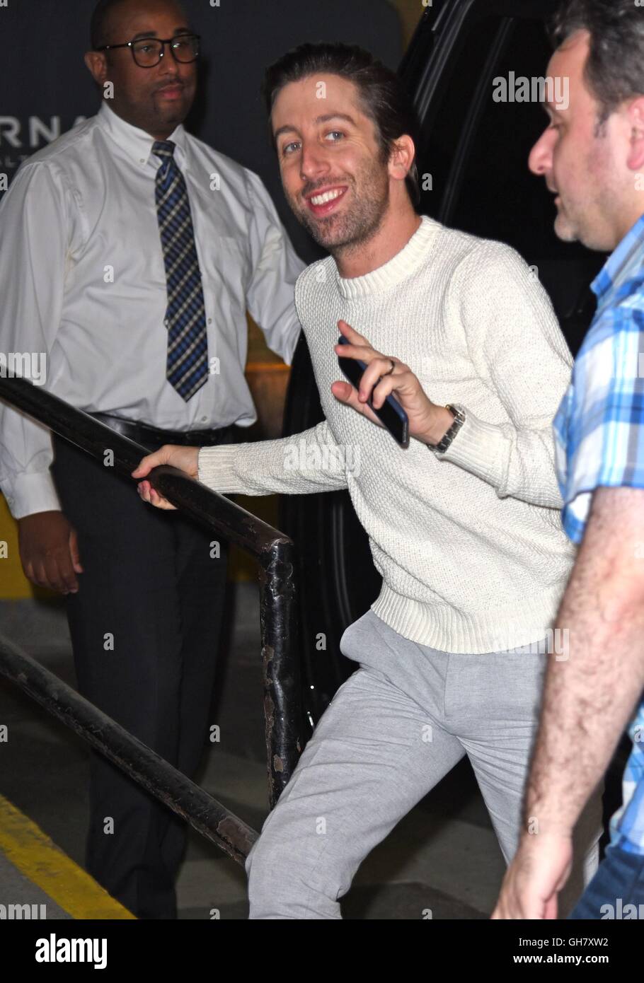 Simon helberg celebrity candids mon paparazziec hi-res stock ...