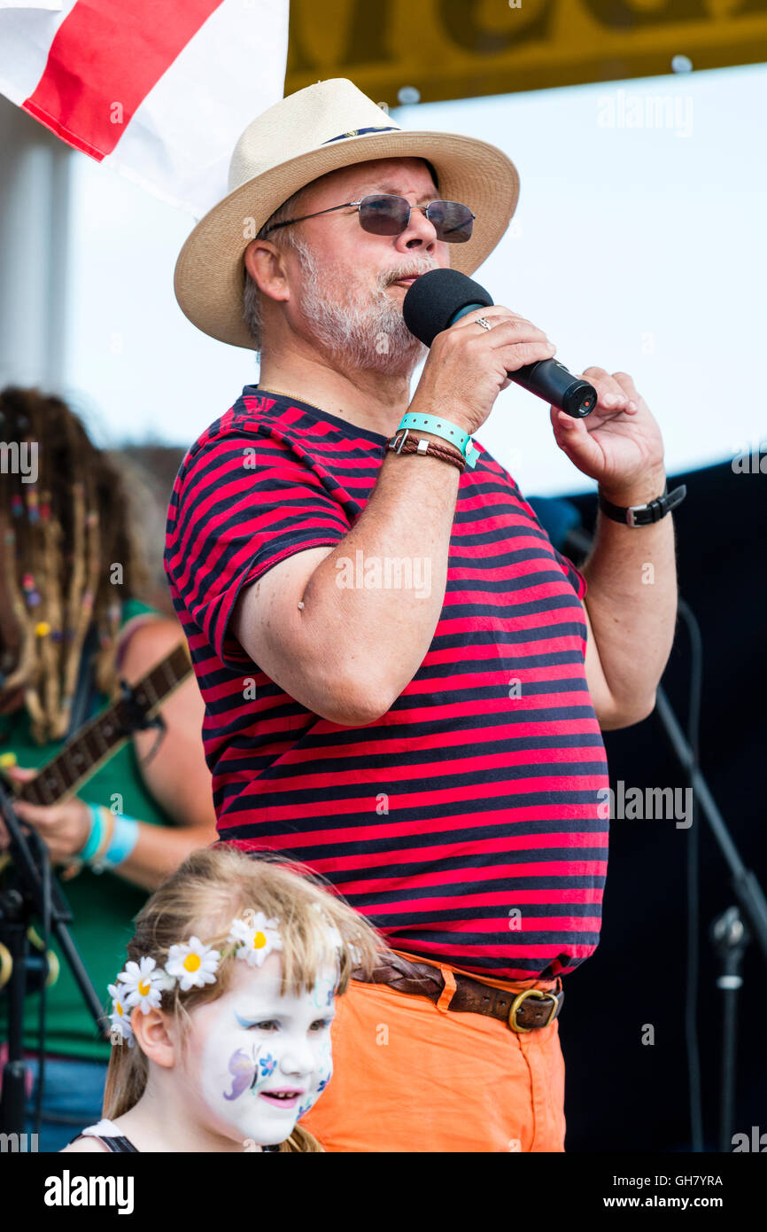 Mick beard hi-res stock photography and images - Alamy