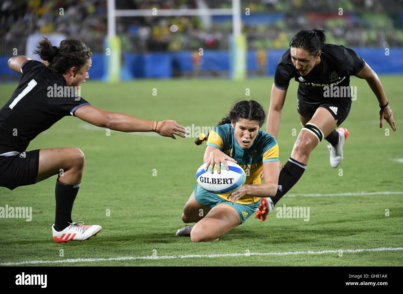 Rio De Janeiro, Brazil. 8th Aug, 2016. Charlotte Caslick (C) of ...