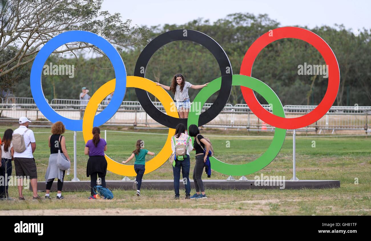 Rio de Janeiro, Brazil. 8th August, 2016. People posing on the Olympic ...