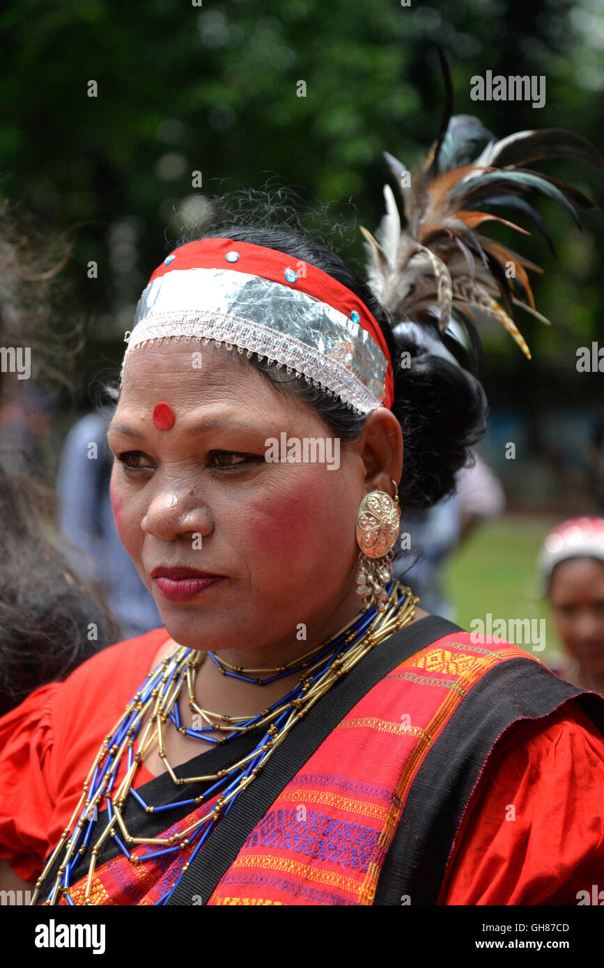 Dhaka bangladesh 9th march 2016 hi-res stock photography and images - Alamy