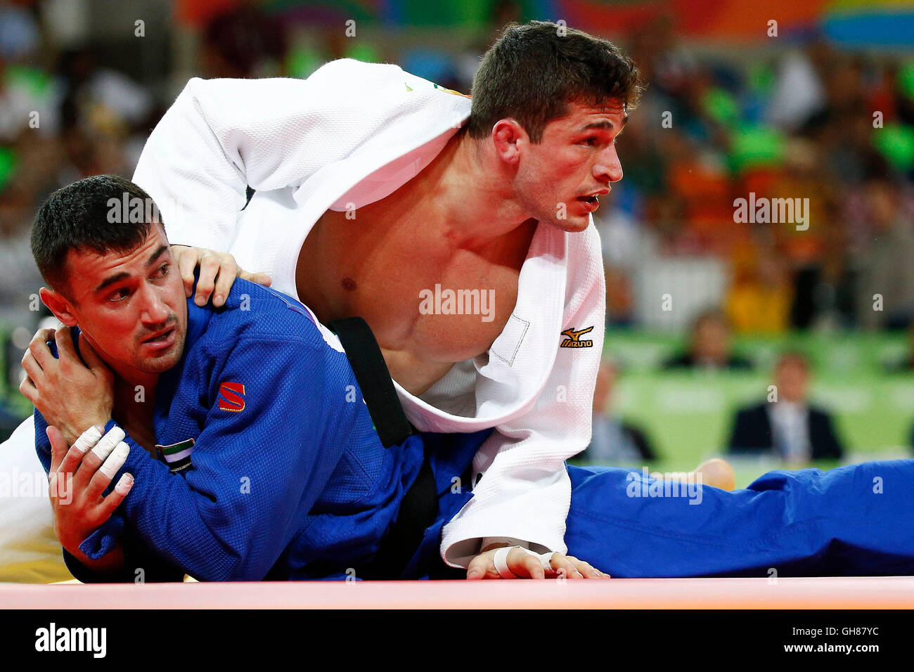 Rio de Janeiro, Brazil. 9th August, 2016. The Brazilian judoka Victor ...