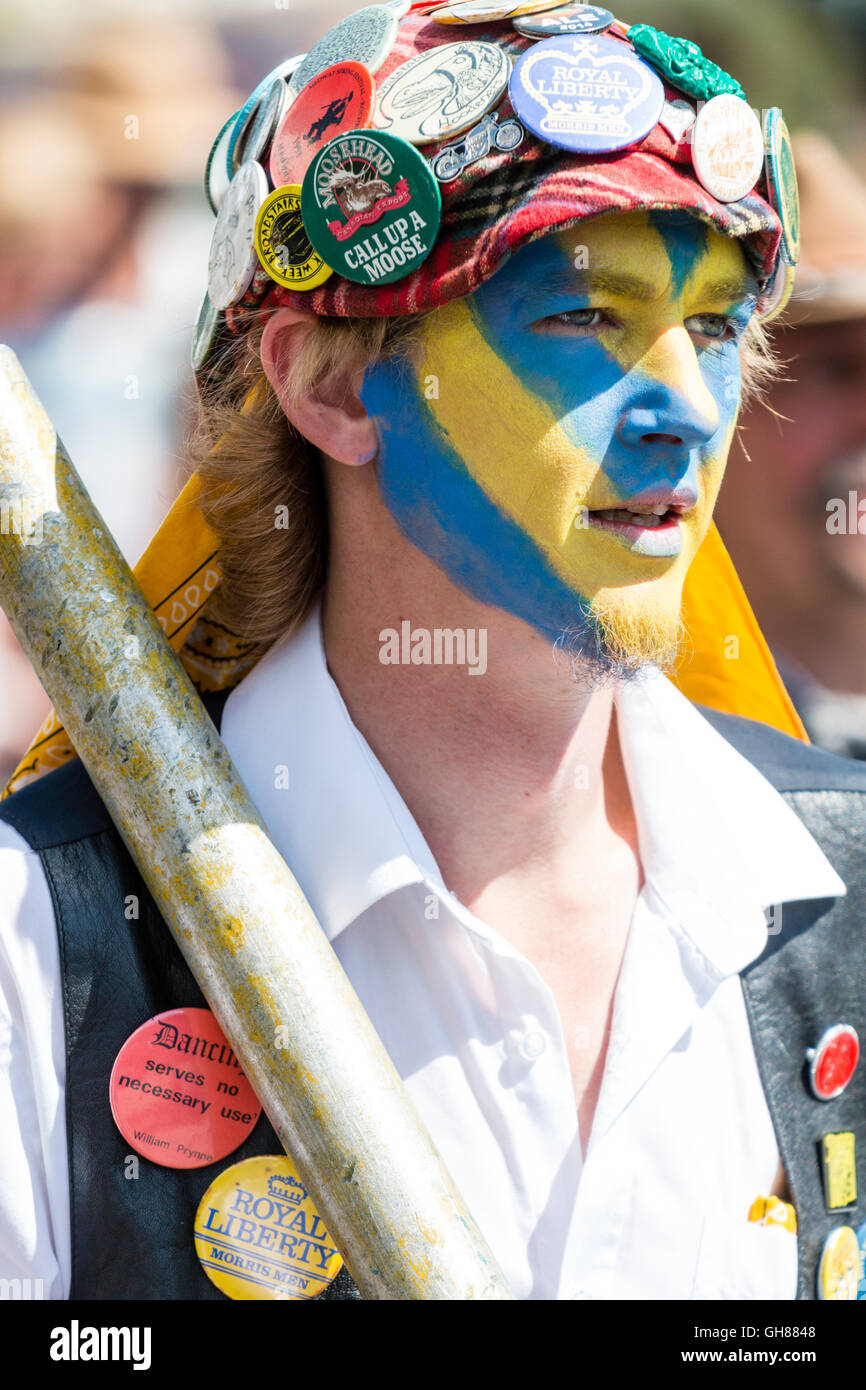 Morris dancer badges hi-res stock photography and images - Alamy