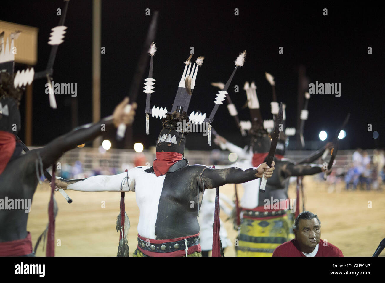 Apache dancers hi-res stock photography and images - Alamy
