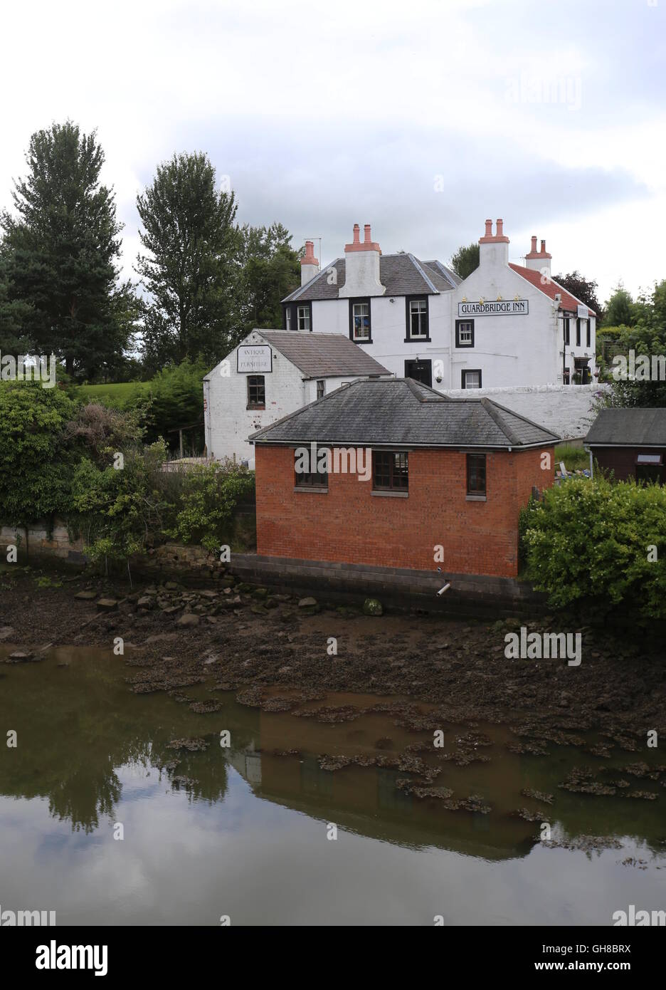 Guardbridge inn hi-res stock photography and images - Alamy