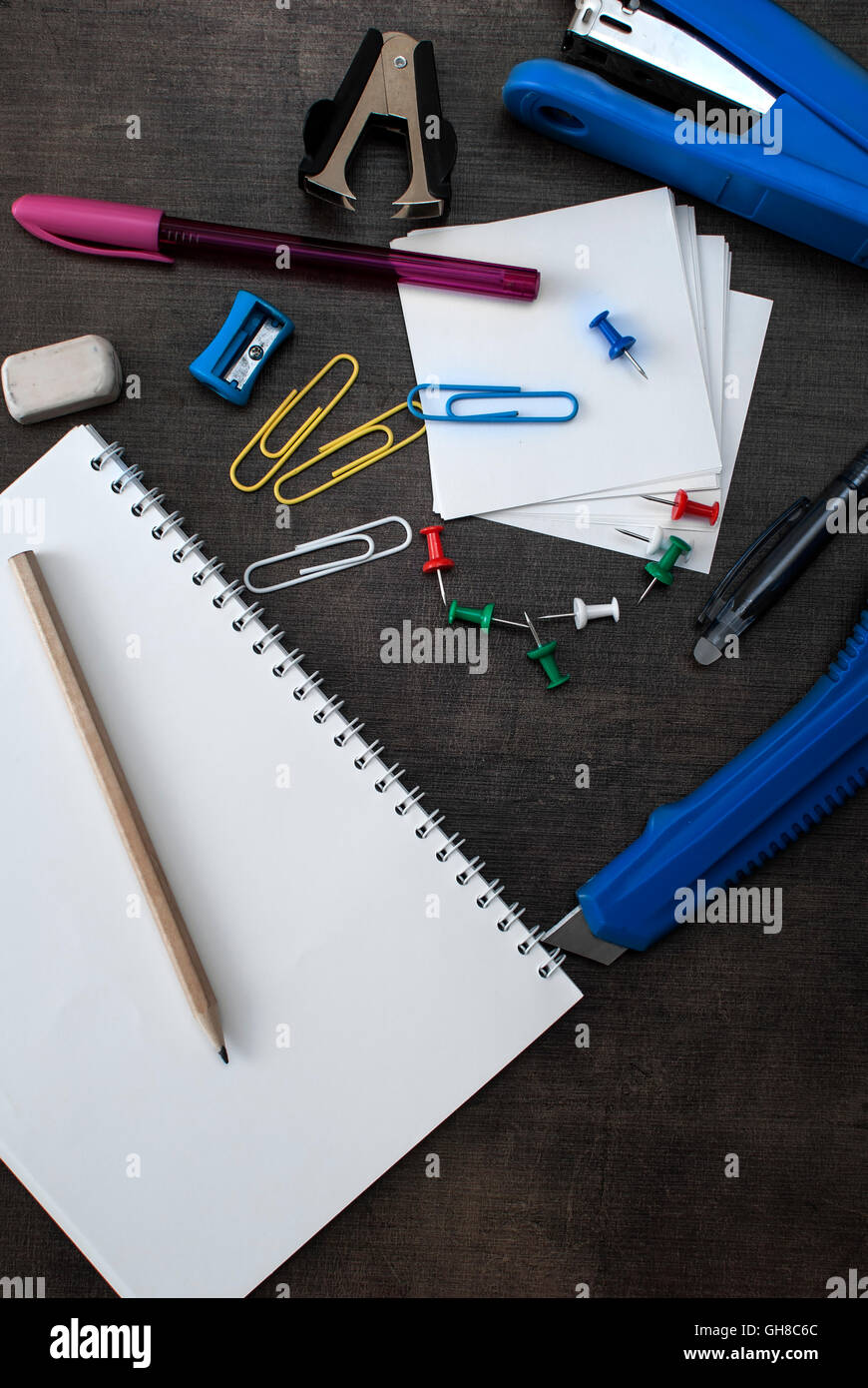 School supplies on wooden background, from above Stock Photo - Alamy