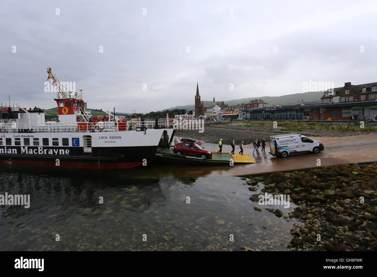 Vehicles and passengers disembarking Calmac ferry MV Loch Riddon Largs ...