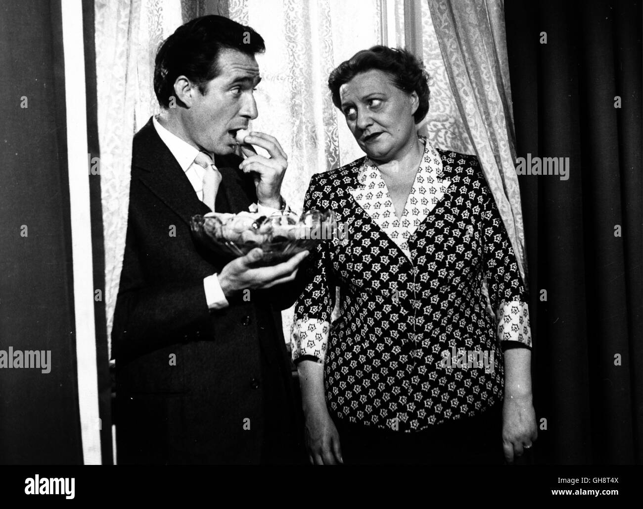 L'INCANTEVOLE NEMICA / PATTES DE VELOURS / L'Incantevole Nemica ...