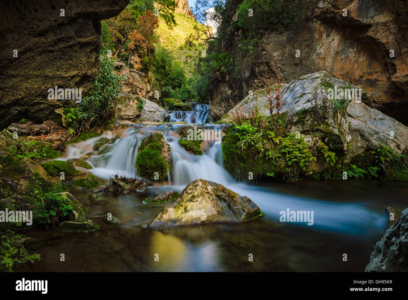 Cascades dakchour hi-res stock photography and images - Alamy