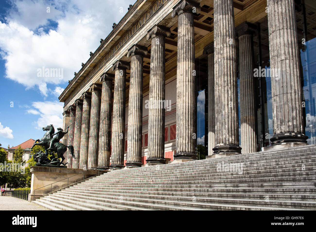 Altes national museum hi-res stock photography and images - Alamy