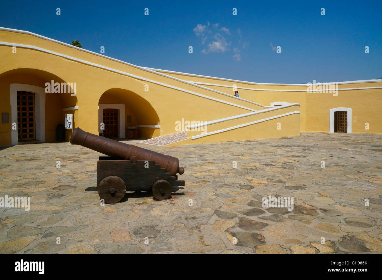 Historic Spanish fort and Museum in Acapulco, Mexico. Fort San Diego in ...