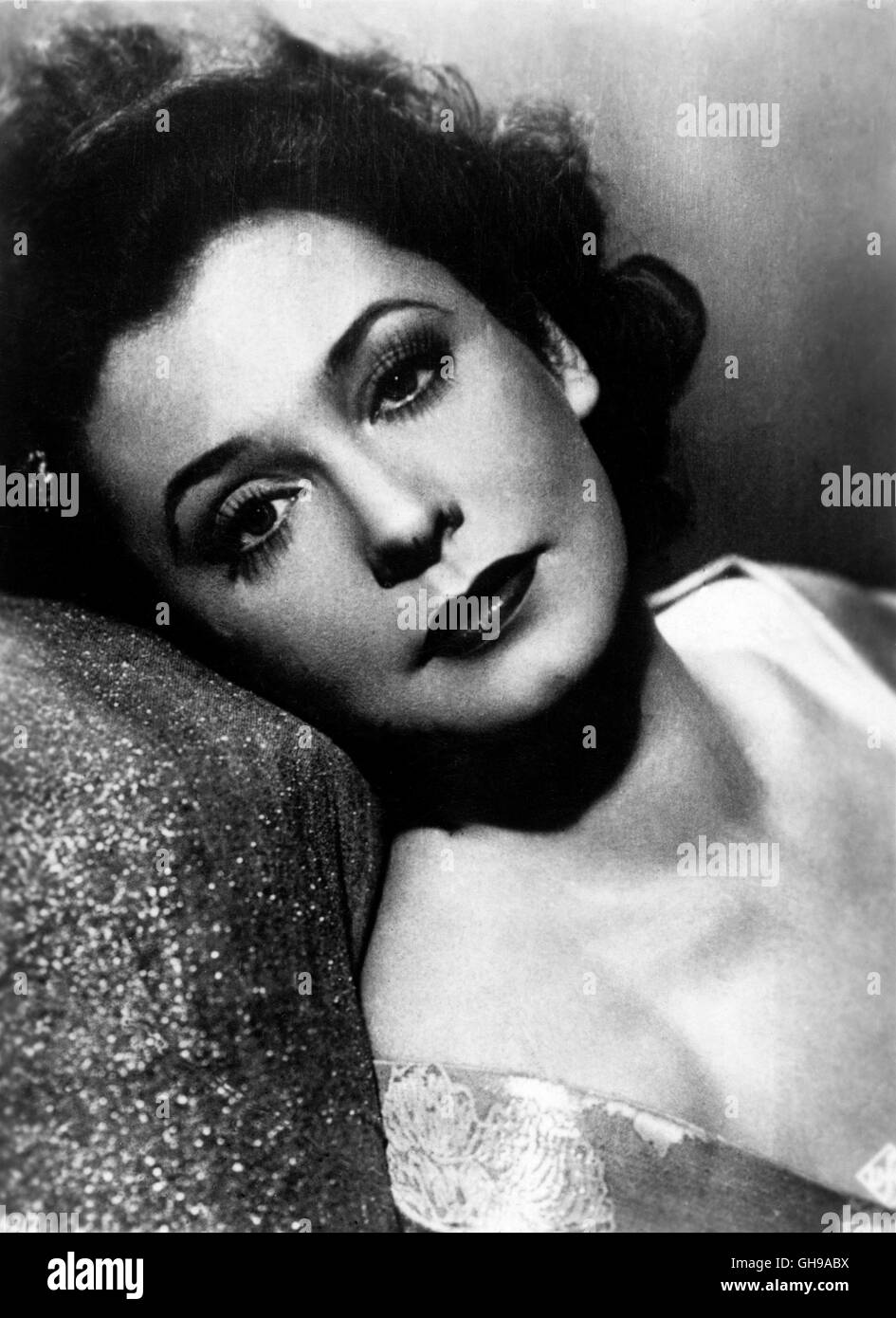 ZARAH LEANDER / ZARAH LEANDER, ca. 1942 Stock Photo - Alamy