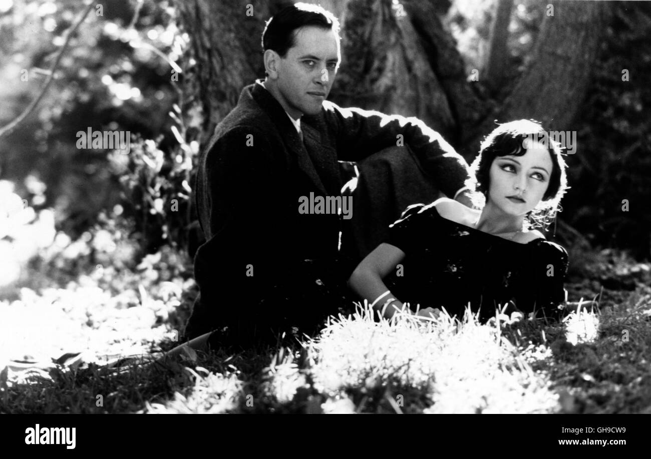 Hugo (RICHARD E. GRANT) und Anais (MARIA DE MEDEIROS) Film, Fernsehen ...