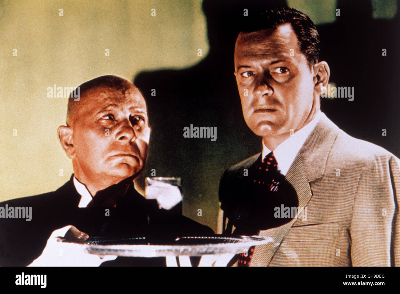 ERICH VON STROHEIM (Max von Mayerling) und WILLIAM HOLDEN (Joe Gillis ...
