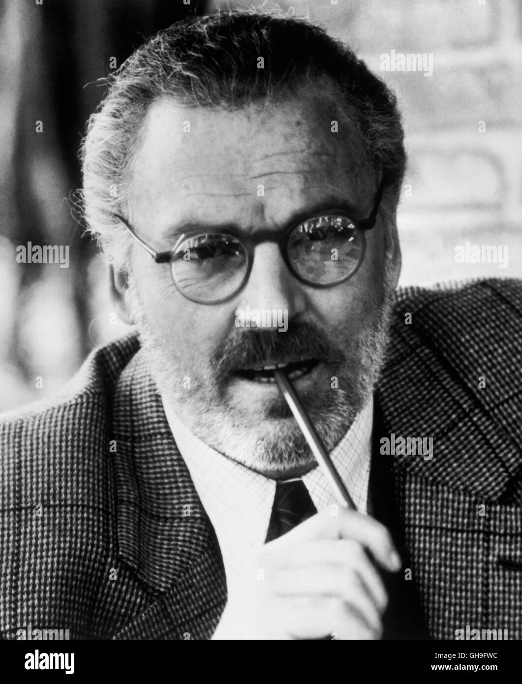 Hemingway portrait hi-res stock photography and images - Alamy