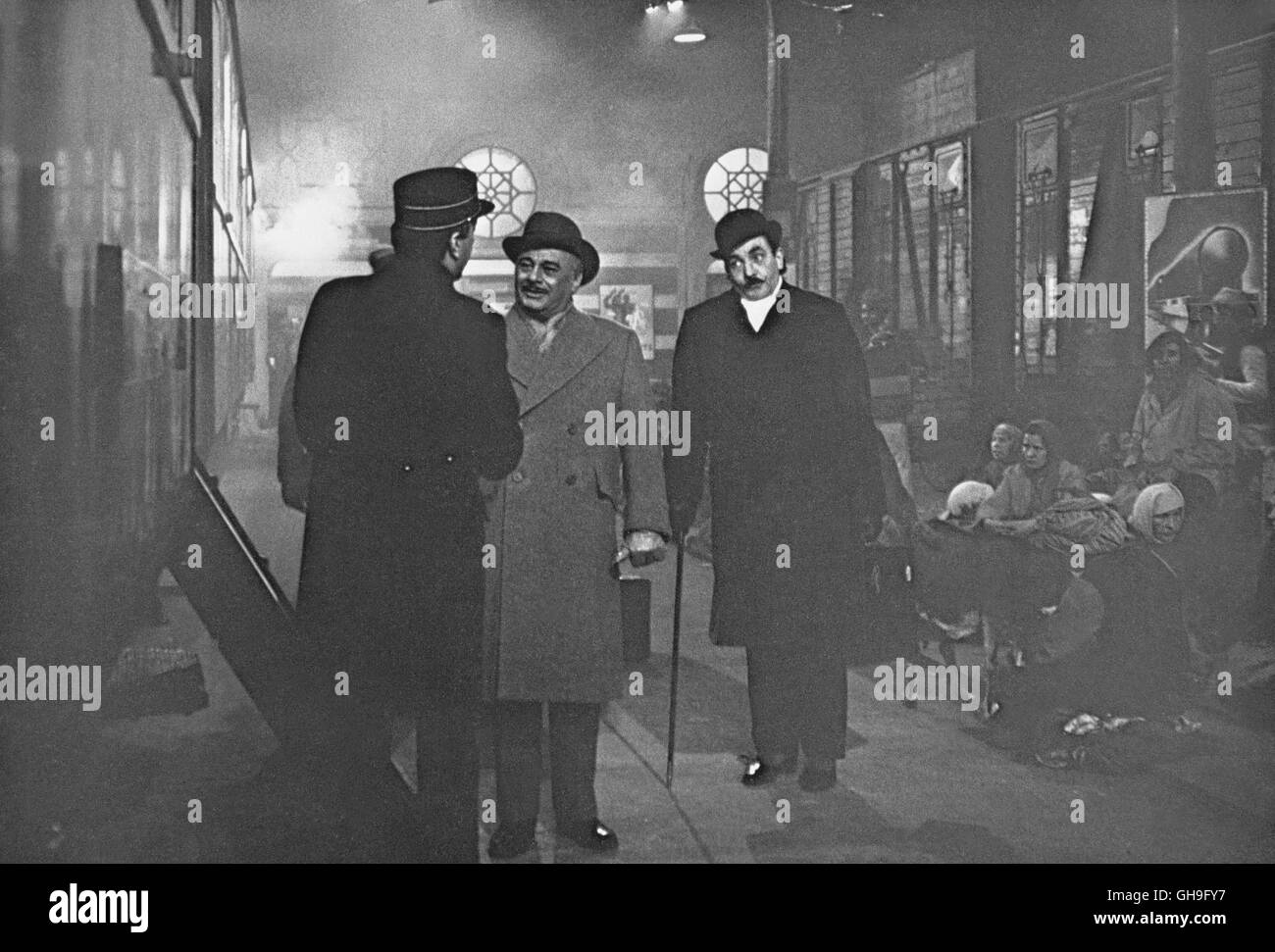 Murder on the orient express hi-res stock photography and images - Alamy