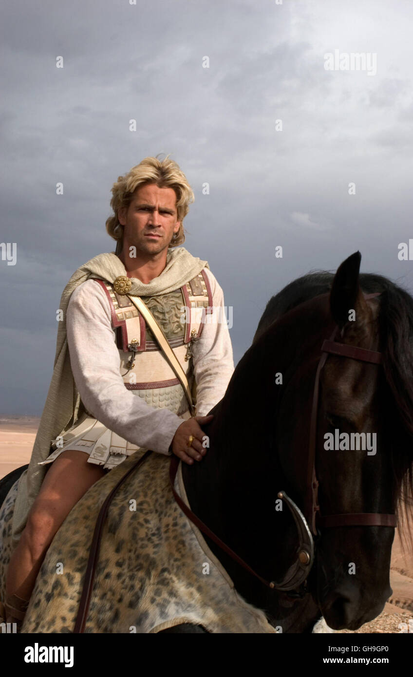 COLIN FARRELL (Alexander der Große) Regie: Oliver Stone Stock Photo - Alamy