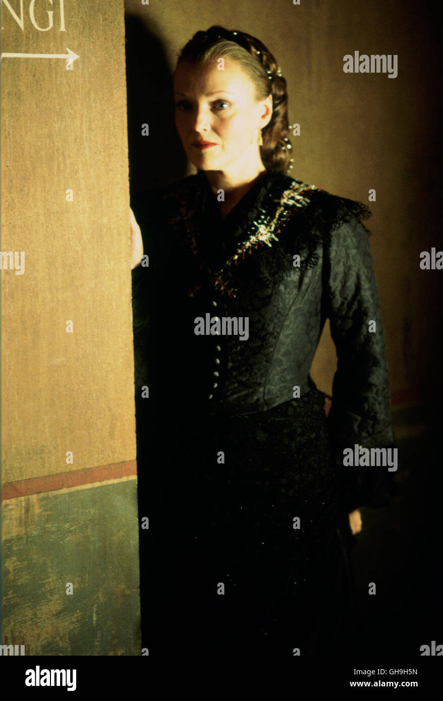 Madame Giry (MIRANDA RICHARDSON) Film, Fernsehen, Kino, Musical, Drama ...