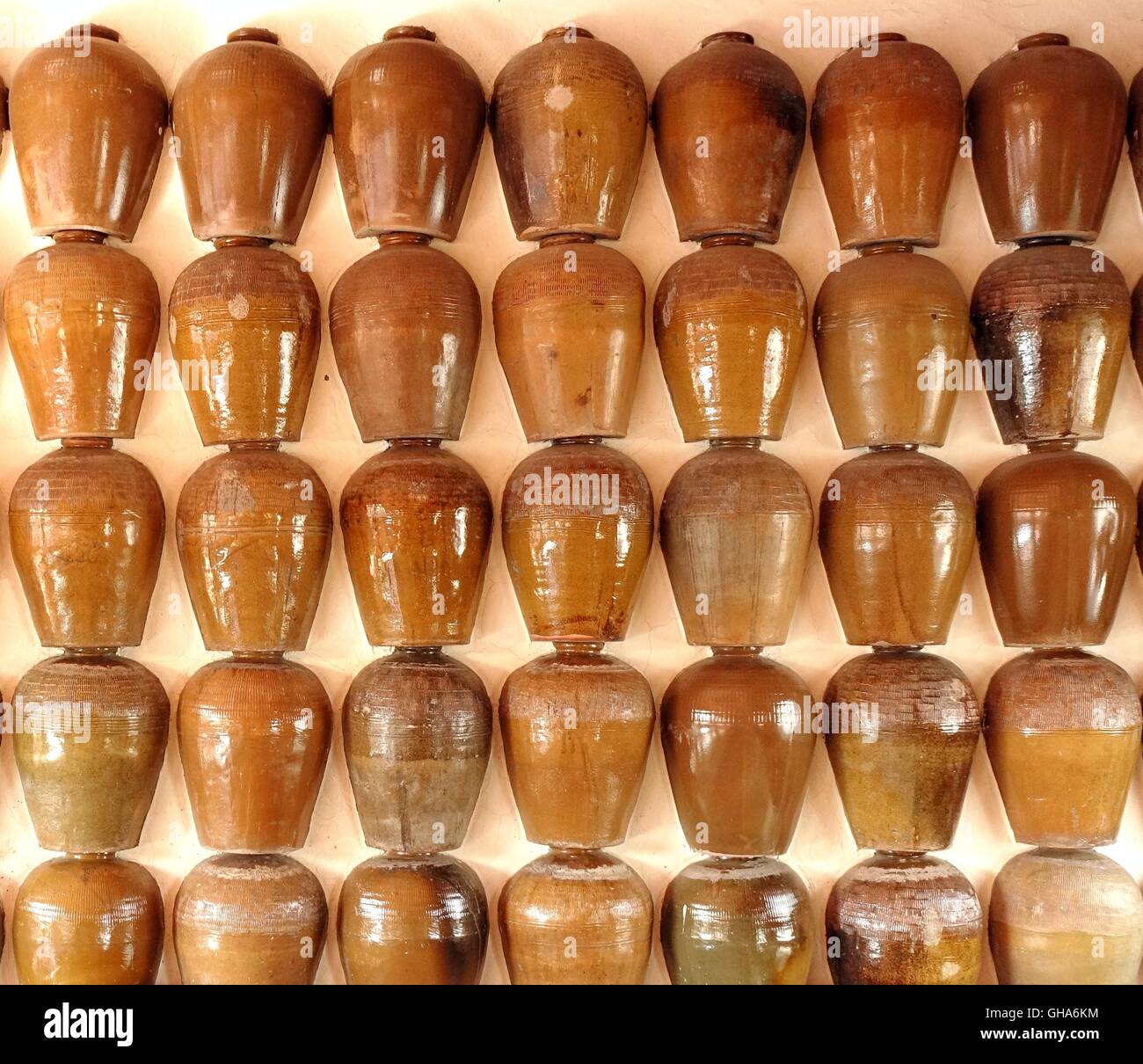 Fragile pattern hi-res stock photography and images - Alamy