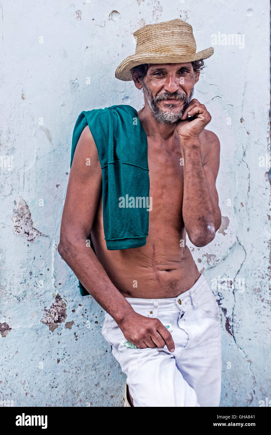 A portrait of a Cuban man in old Havana Stock Photo - Alamy
