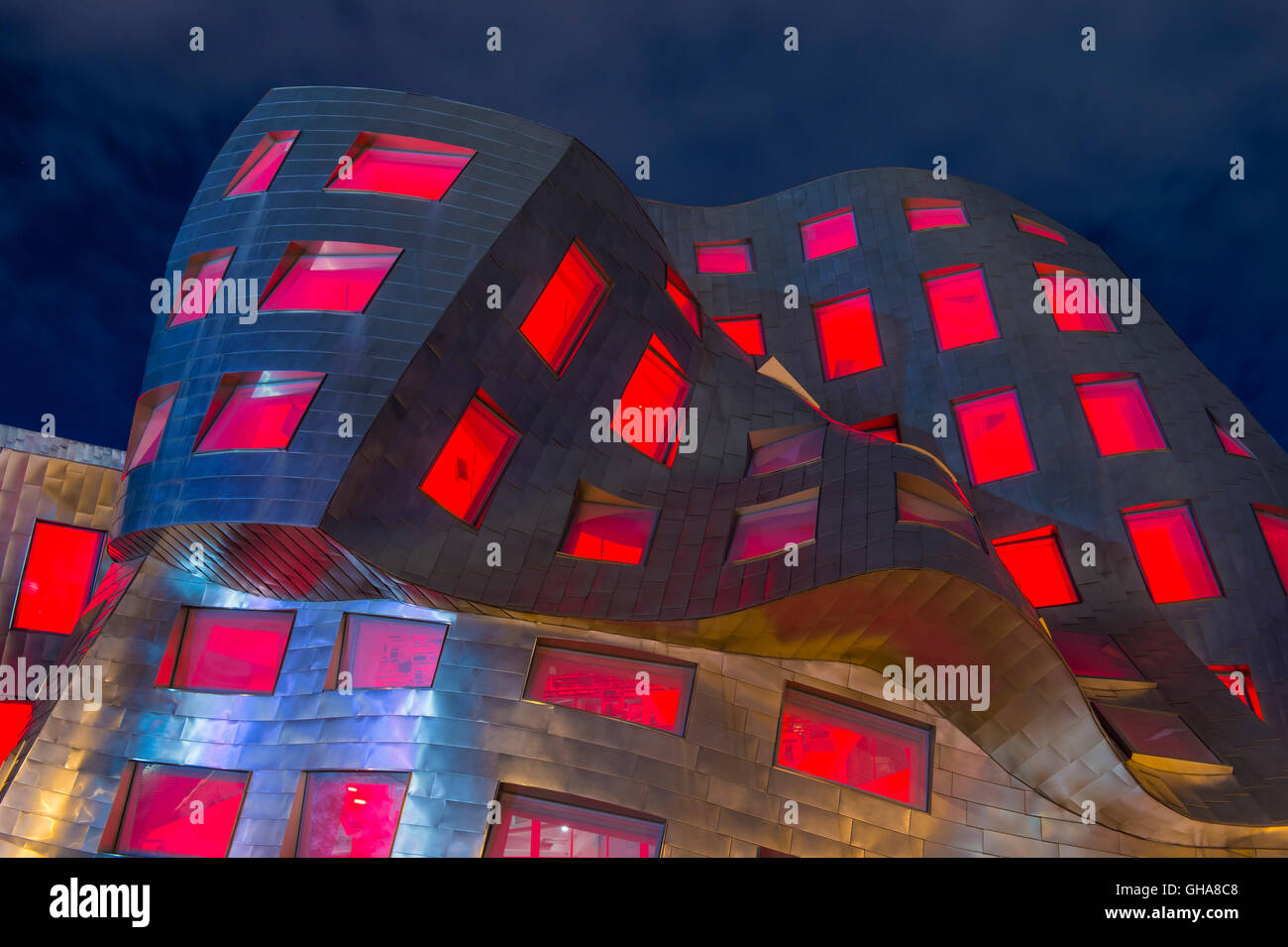 The Cleveland Clinic Lou Ruvo Center for Brain Health in downtown Las ...