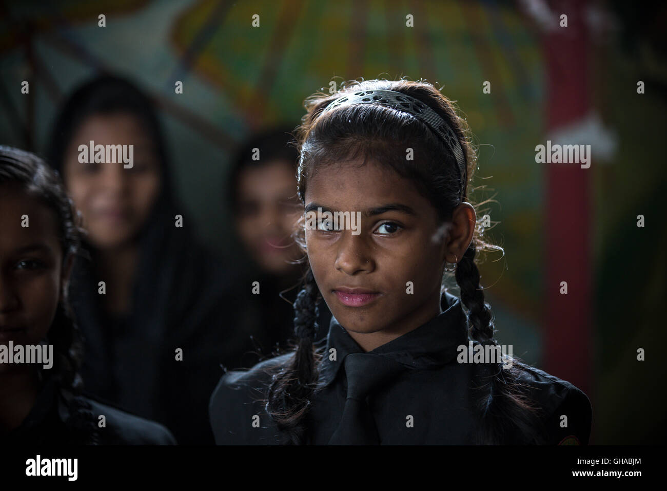 Young students from a school in Dhaka - Bangladesh Stock Photo - Alamy