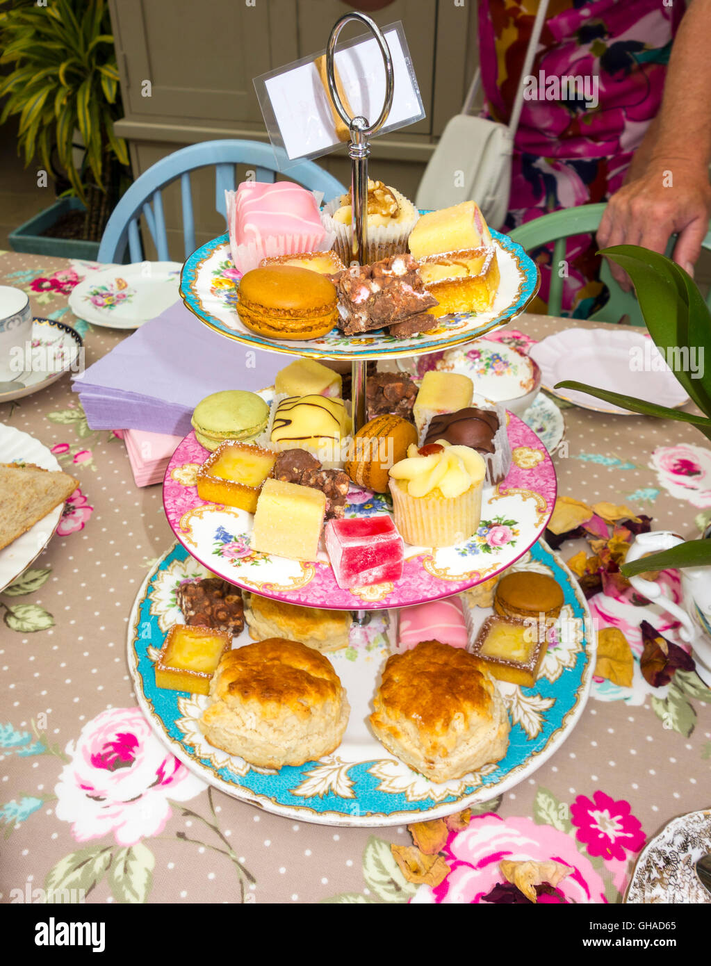 Cake cakes pastries selection hi-res stock photography and images - Alamy