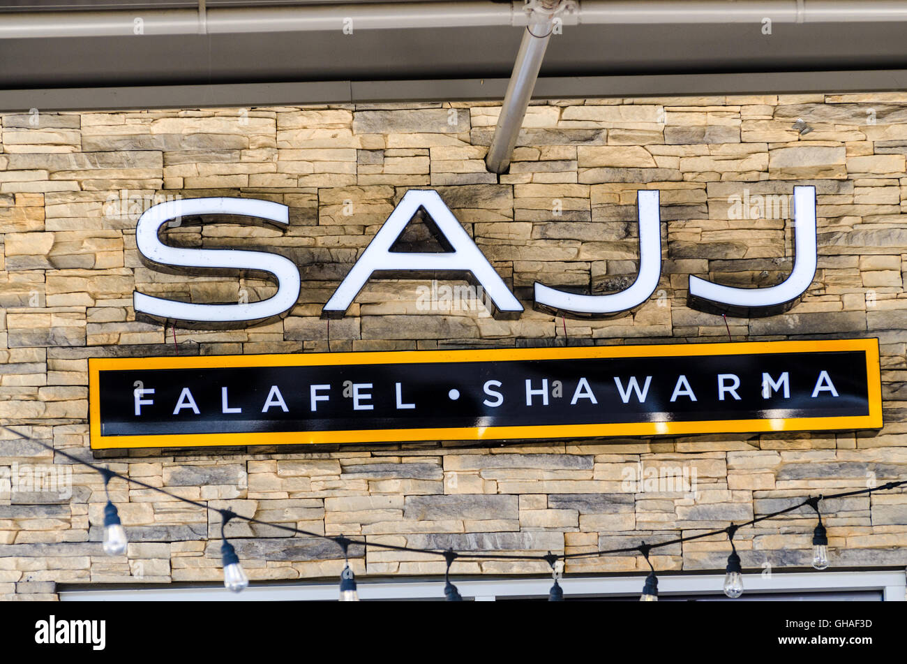 Halal restaurant hi-res stock photography and images - Alamy