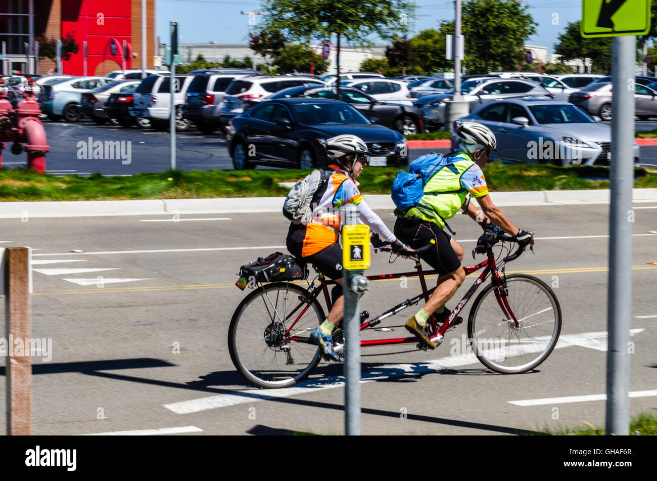 Tandem cycling is fun hi-res stock photography and images - Alamy