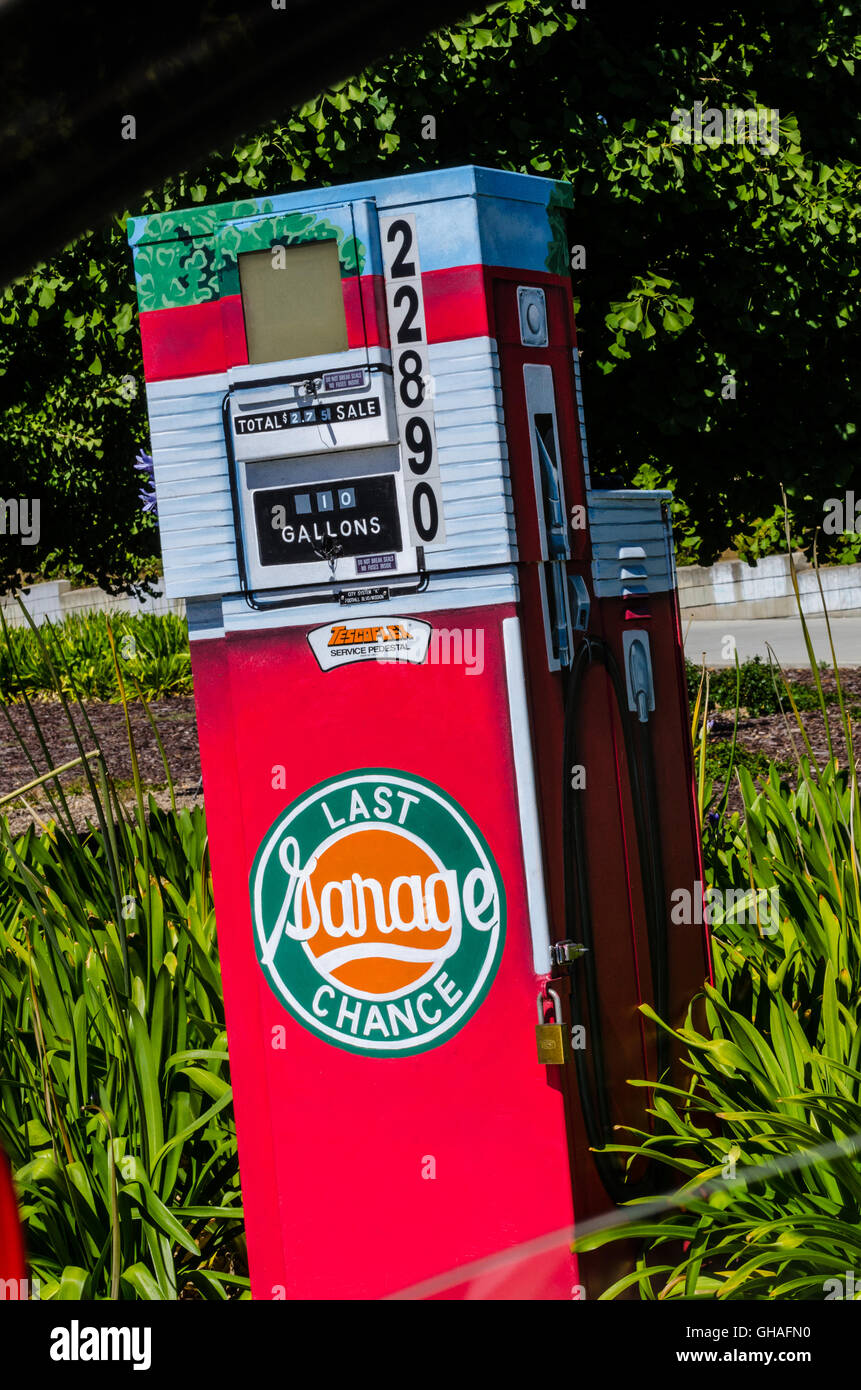 A utility box painted to look like an old gas pump in Hayward ...
