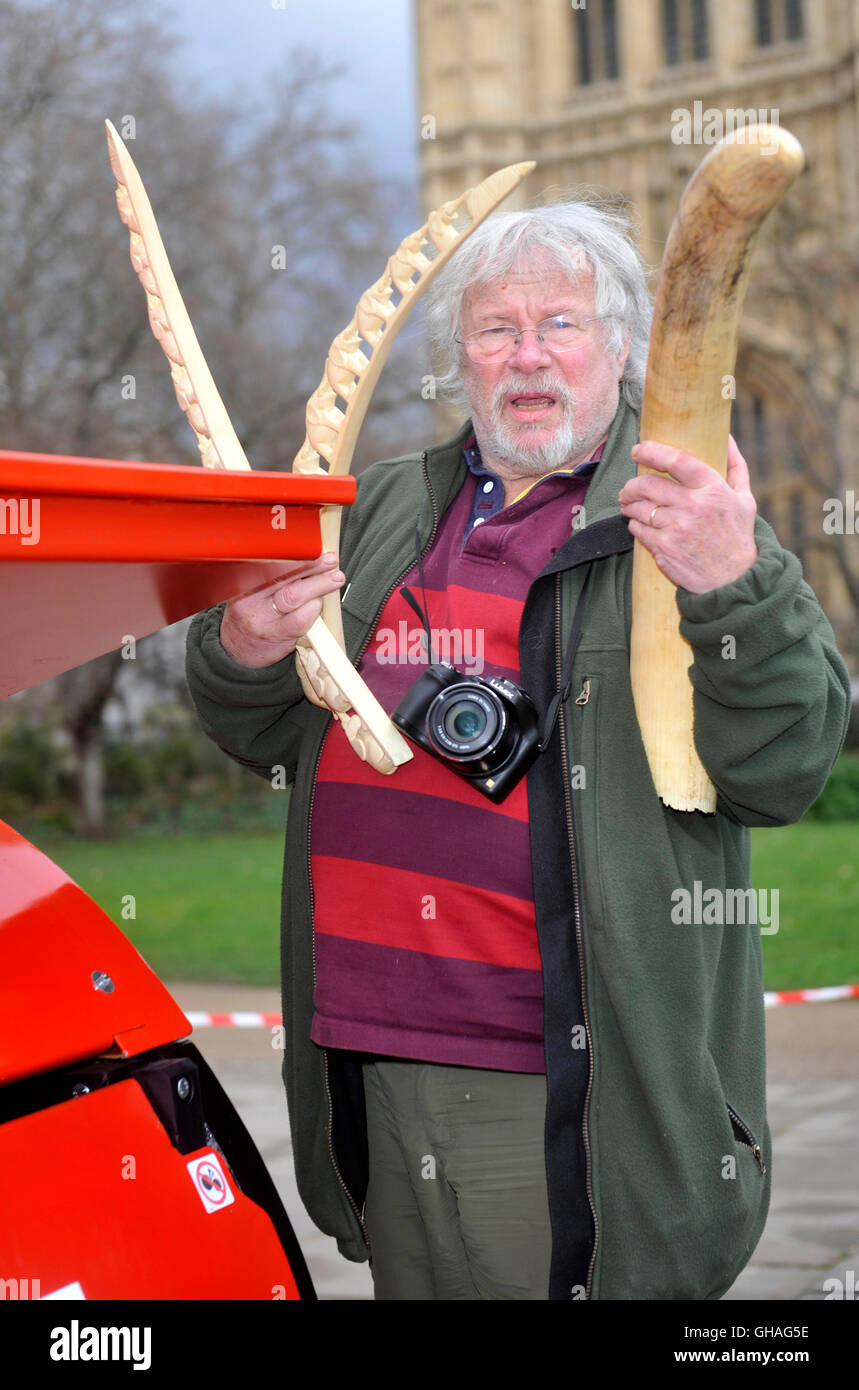 Bill oddie comedian writer musician hi-res stock photography and images ...