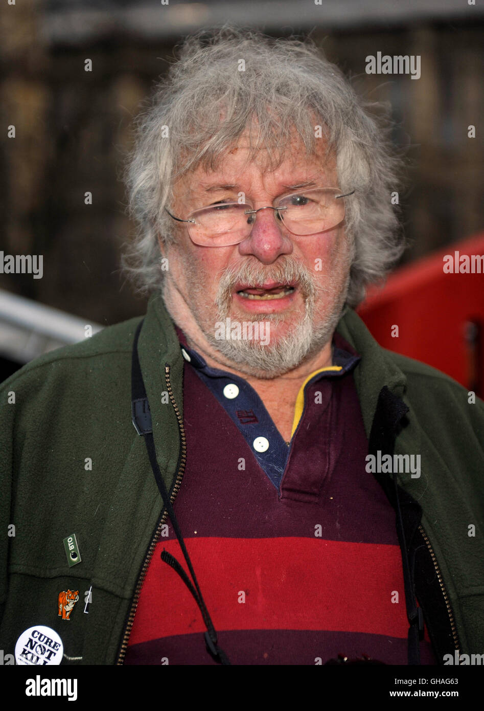 Bill oddie comedian writer musician hi-res stock photography and images ...