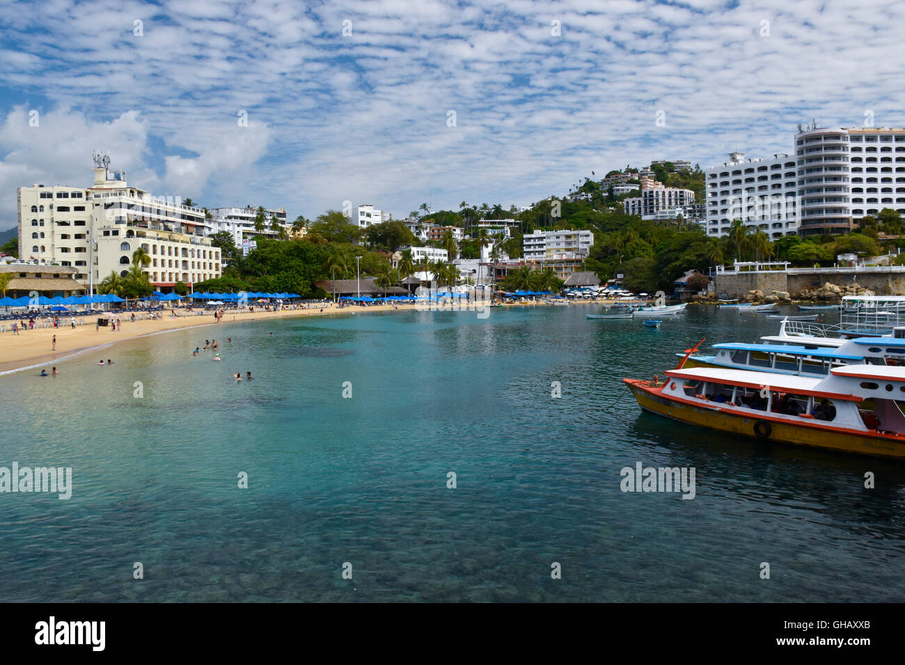 Playa Caleta beach, Acapulco, Mexico Stock Photo - Alamy