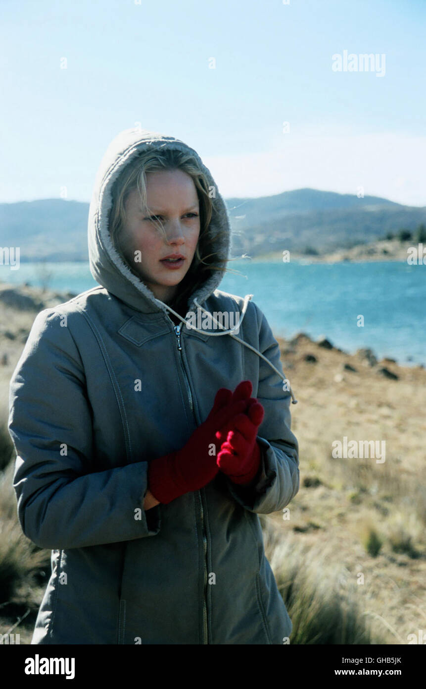 SOMERSAULT Australia 2004 Cate Shortland Heidi (ABBIE CORNISH) am See ...